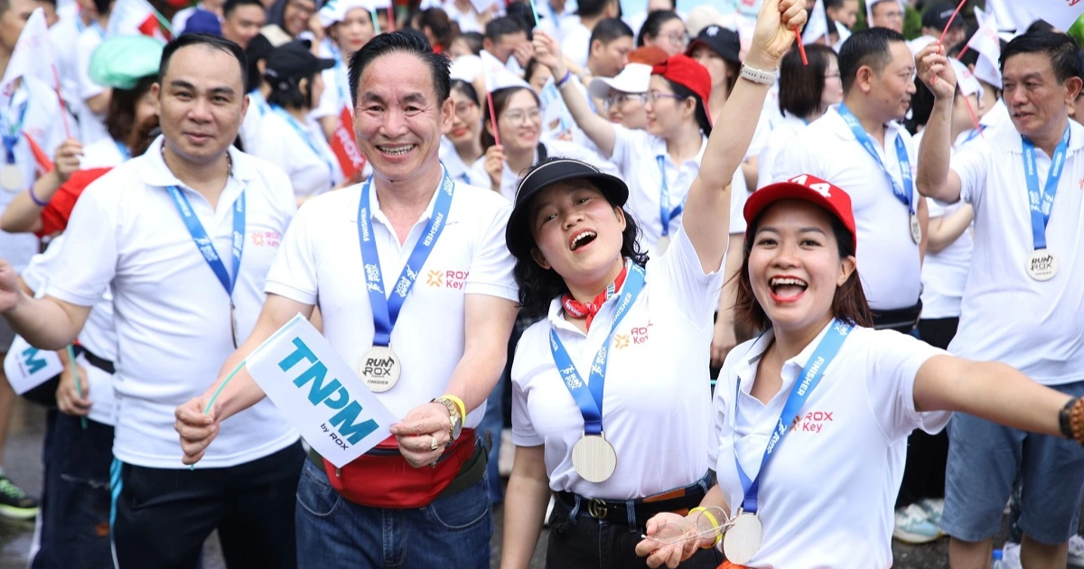 ROXグループにおける多様な文化の色 - Top50VN